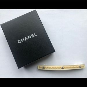 CHANEL | Accessories | Chanel Hair Barette Cc Pearls | Poshmark